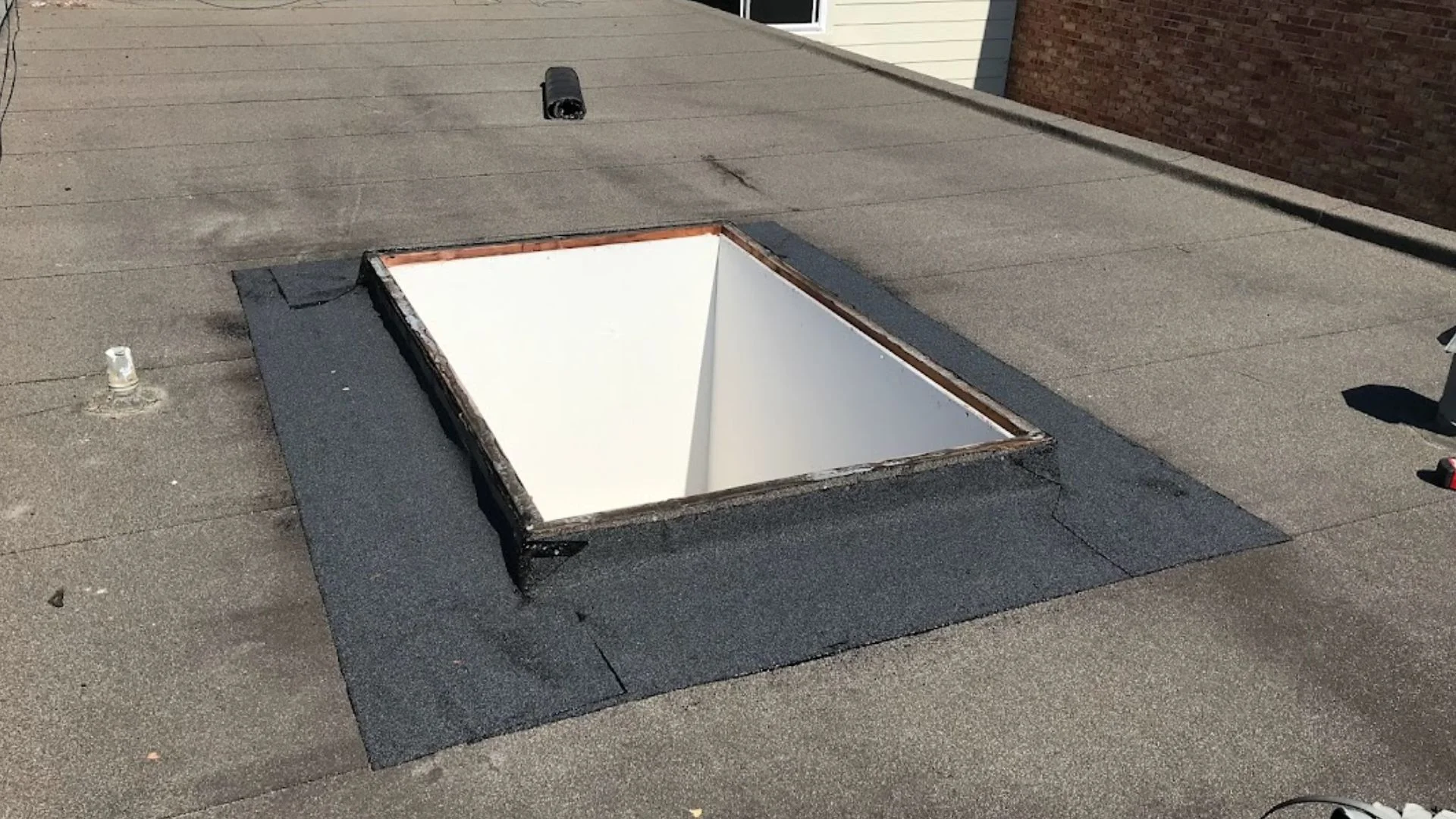 Commercial Built-Up Roofing Houston | Free $0 Estimate!